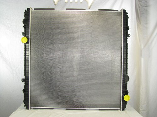 FREIGHTLINER Radiator CENTURY CLASS SERIES 03-07 V0225001 by Reach