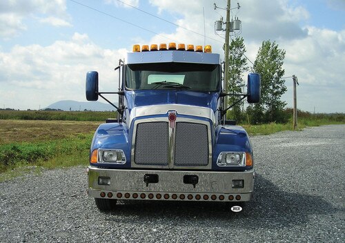 Kenworth T300 Hoodshield Bug Deflector